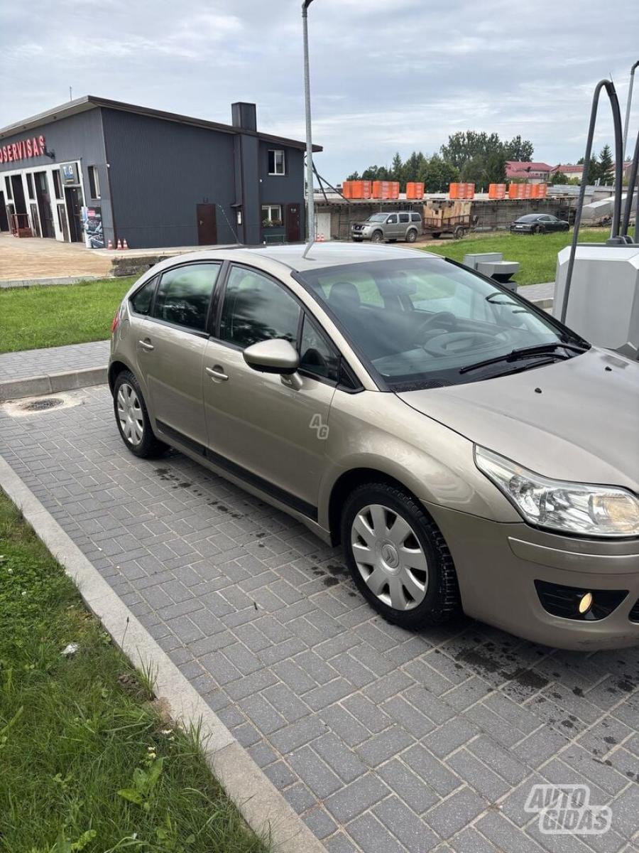 Citroen C4 2010 in Silale, with an engine capacity of 1.60 L and mileage of 338 thousand km for 1200 €, photo 4 on AUTOMOTO.COM.LV