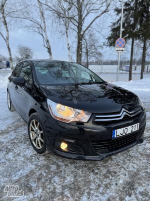 Citroen C4 2011 in Vilnius, with an engine capacity of 1.60 L and mileage of 325 thousand km for 3450 €, photo  on AUTOMOTO.COM.LV