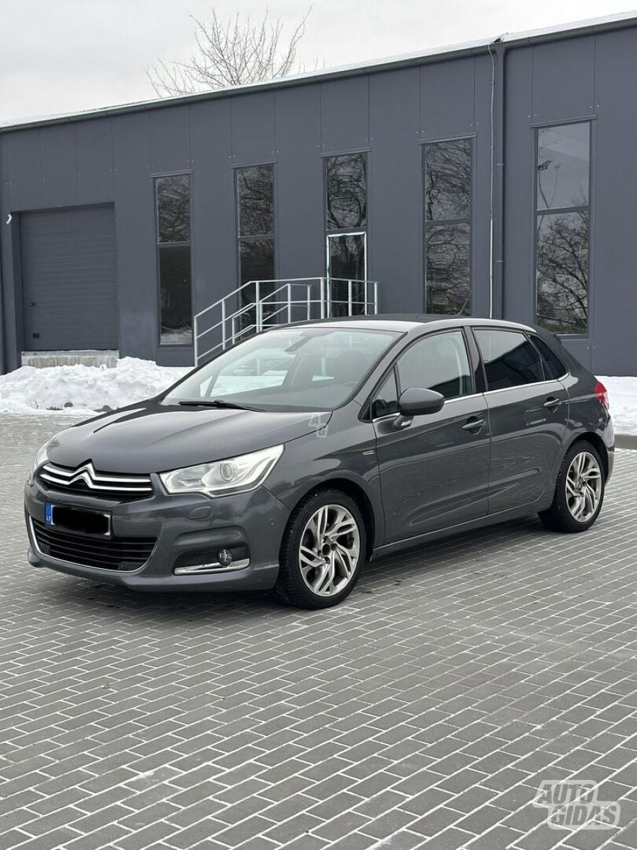 Citroen C4 2011 in Vilnius, with an engine capacity of 1.60 L and mileage of 269 thousand km for 3600 €, photo 3 on AUTOMOTO.COM.LV