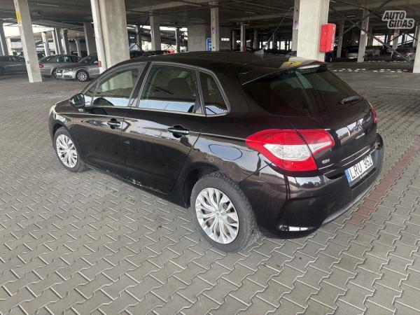 Citroen C4 2011 Viļņa, ar dzinēja tilpumu 1.60 L un nobraukumu 334 tūkst. km par 2800 €, foto 6 vietnē AUTOMOTO.COM.LV