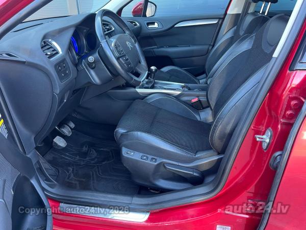 Citroen C4 2011 in Kuressaare, with an engine capacity of 1.60 L and mileage of 147 thousand km for 3590 €, photo 9 on AUTOMOTO.COM.LV