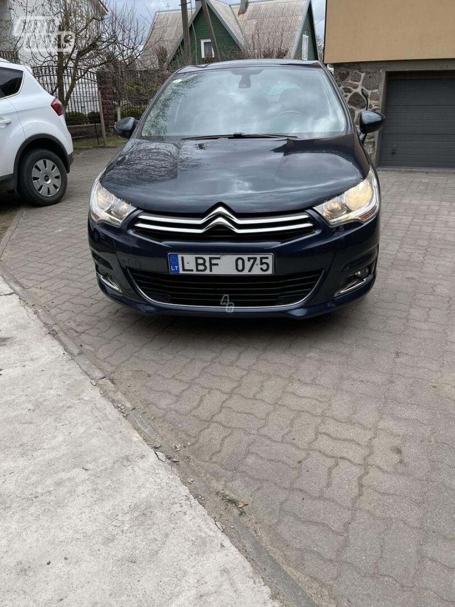 Citroen C4 2011 in Kelme, with an engine capacity of 1.60 L and mileage of 420 thousand km for 2500 €, photo 1 on AUTOMOTO.COM.LV