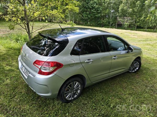 Citroen C4 2011 Rēzekne, ar dzinēja tilpumu 1.60 L un nobraukumu 327 tūkst. km par 3490 €, foto 4 vietnē AUTOMOTO.COM.LV