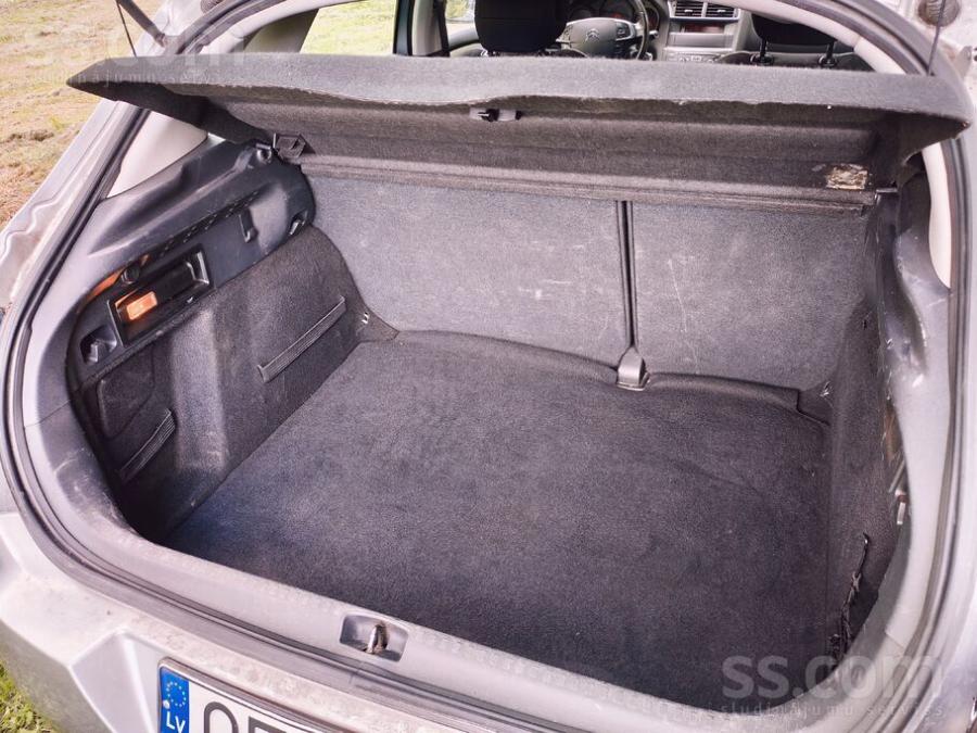 Citroen C4 2011 in Rezekne, with an engine capacity of 1.60 L and mileage of 327 thousand km for 3490 €, photo 12 on AUTOMOTO.COM.LV