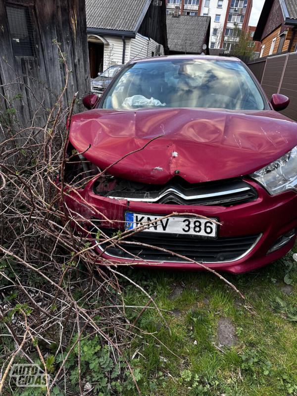 Citroen C4 2011 Viļņa, ar dzinēja tilpumu 1.60 L un nobraukumu 200 tūkst. km par 550 €, foto 2 vietnē AUTOMOTO.COM.LV