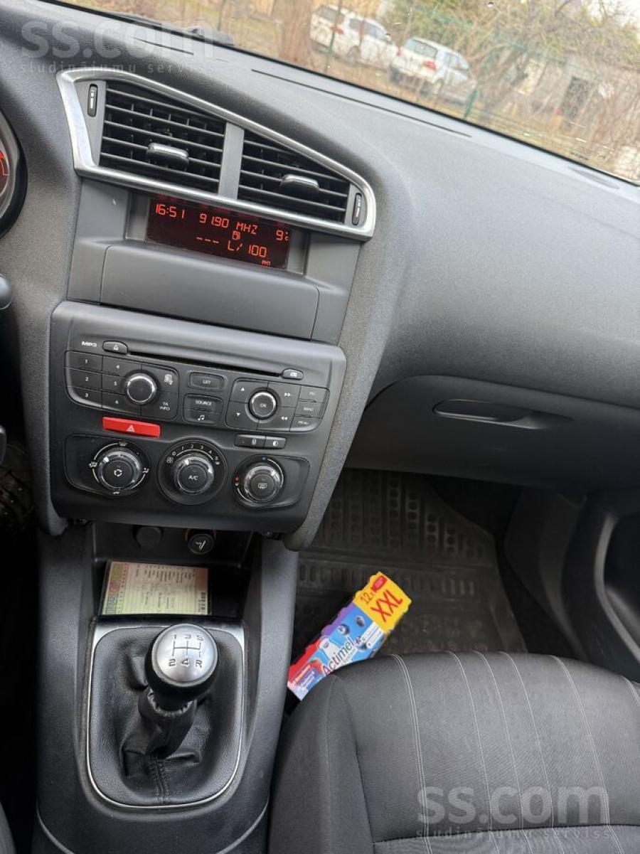 Citroen C4 2011 Jelgava, ar dzinēja tilpumu 1.60 L un nobraukumu 0 tūkst. km par 2150 €, foto 21 vietnē AUTOMOTO.COM.LV