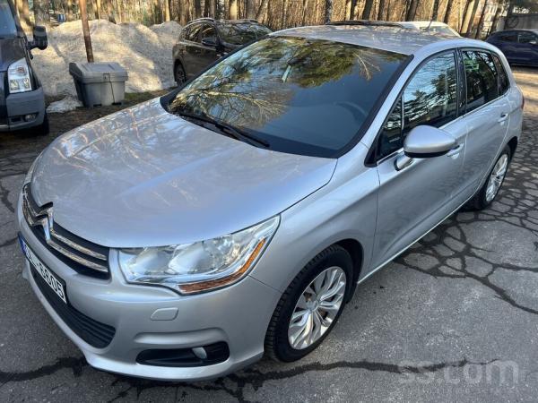 Citroen C4 2011 Rīga, ar dzinēja tilpumu 1.60 L un nobraukumu 92 tūkst. km par 4480 €, foto 4 vietnē AUTOMOTO.COM.LV