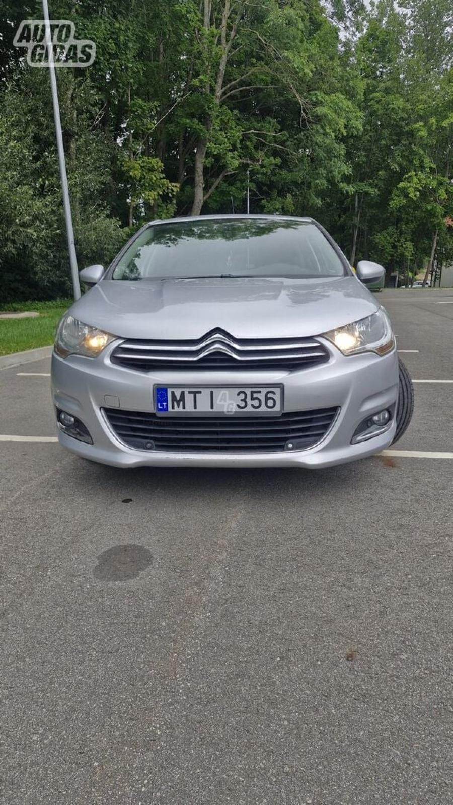 Citroen C4 2011 in Klaipeda, with an engine capacity of 1.60 L and mileage of 285 thousand km for 1999 €, photo 1 on AUTOMOTO.COM.LV