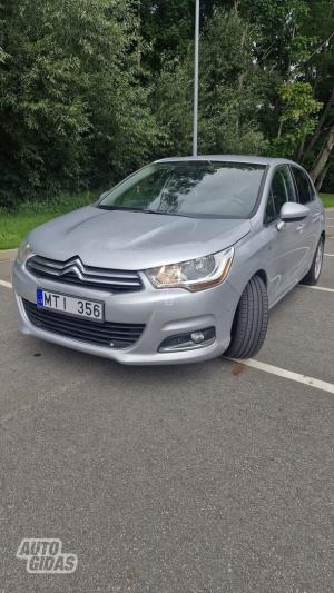 Citroen C4 2011 in Klaipeda, with an engine capacity of 1.60 L and mileage of 285 thousand km for 1999 €, photo 3 on AUTOMOTO.COM.LV