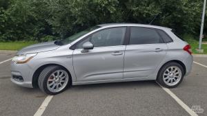 Citroen C4 2011 in Klaipeda, with an engine capacity of 1.60 L and mileage of 285 thousand km for 1999 €, photo 4 on AUTOMOTO.COM.LV
