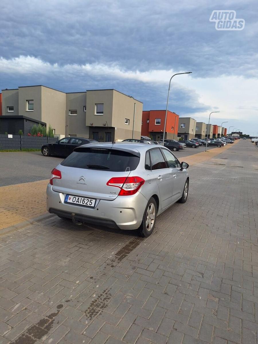 Citroen C4 2011 Kauņa, ar dzinēja tilpumu 1.60 L un nobraukumu 250 tūkst. km par 1950 €, foto 4 vietnē AUTOMOTO.COM.LV