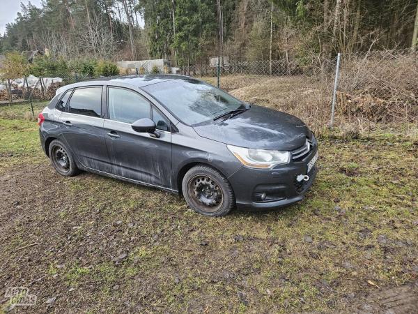 Citroen C4 2012 in Prienai, with an engine capacity of 1.60 L and mileage of 187 thousand km for 850 €, photo 3 on AUTOMOTO.COM.LV