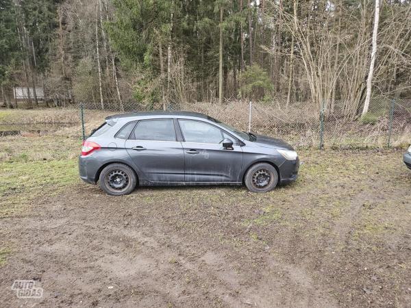 Citroen C4 2012 in Prienai, with an engine capacity of 1.60 L and mileage of 187 thousand km for 850 €, photo 6 on AUTOMOTO.COM.LV