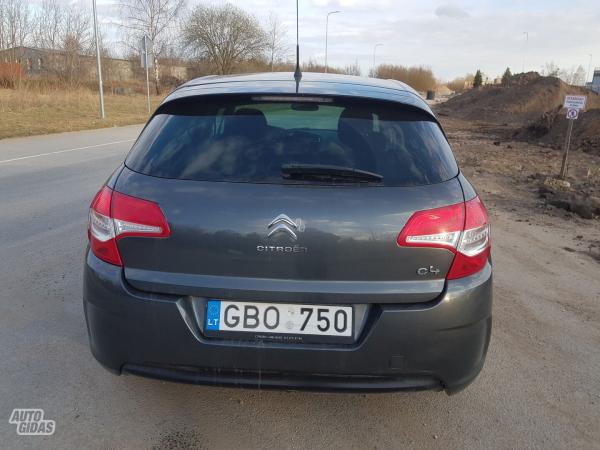Citroen C4 2012 in Radviliskis, with an engine capacity of 1.60 L and mileage of 188 thousand km for 2850 €, photo 5 on AUTOMOTO.COM.LV