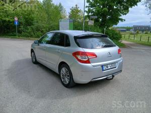 Citroen C4 2012 in Ogre, with an engine capacity of 1.60 L and mileage of 143 thousand km for 3800 €, photo 4 on AUTOMOTO.COM.LV