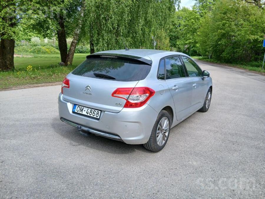 Citroen C4 2012 in Ogre, with an engine capacity of 1.60 L and mileage of 143 thousand km for 3800 €, photo 6 on AUTOMOTO.COM.LV