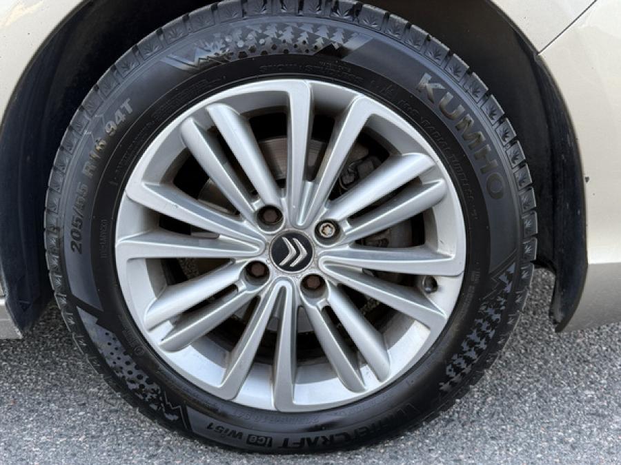 Citroen C4 2013 in Tallinn, with an engine capacity of 1.60 L and mileage of 126 thousand km for 4590 €, photo 8 on AUTOMOTO.COM.LV