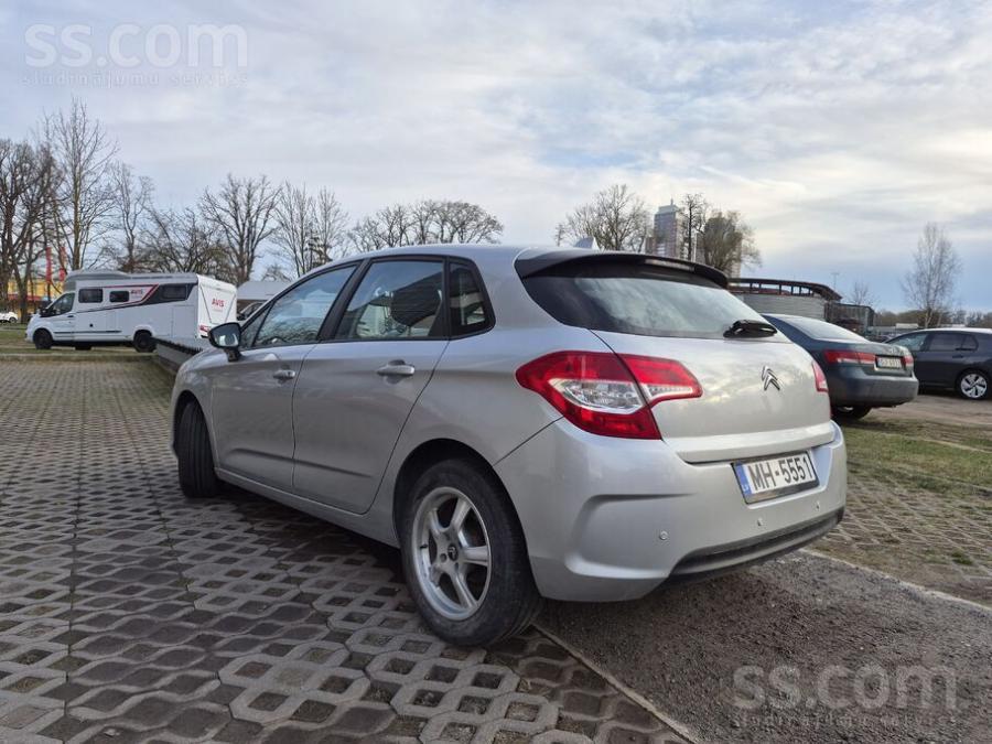 Citroen C4 2014 in Jurmala, with an engine capacity of 1.60 L and mileage of 140 thousand km for 3400 €, photo 5 on AUTOMOTO.COM.LV