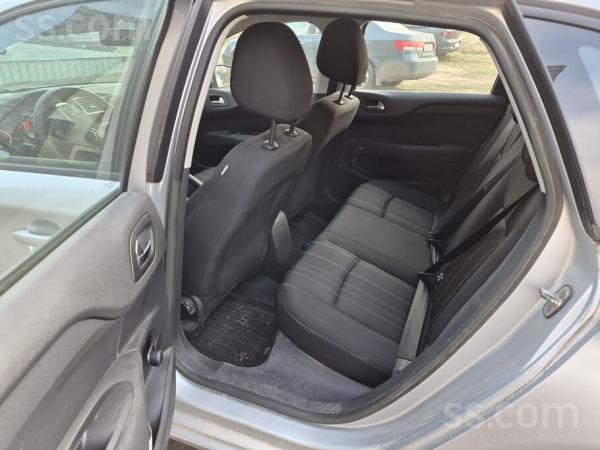 Citroen C4 2014 Jūrmala, ar dzinēja tilpumu 1.60 L un nobraukumu 140 tūkst. km par 3400 €, foto 9 vietnē AUTOMOTO.COM.LV