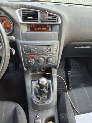 Citroen C4 2014 in Jurmala, with an engine capacity of 1.60 L and mileage of 140 thousand km for 3400 €, photo 12 on AUTOMOTO.COM.LV