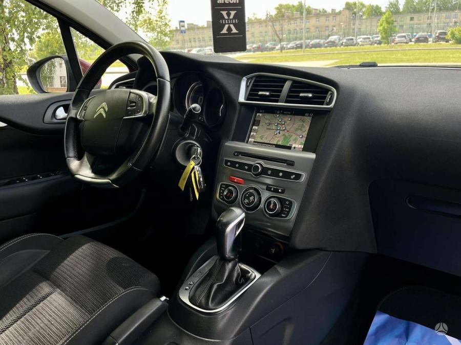 Citroen C4 2015 Šauļi, ar dzinēja tilpumu 1.60 L un nobraukumu 217 tūkst. km par 5750 €, foto 4 vietnē AUTOMOTO.COM.LV