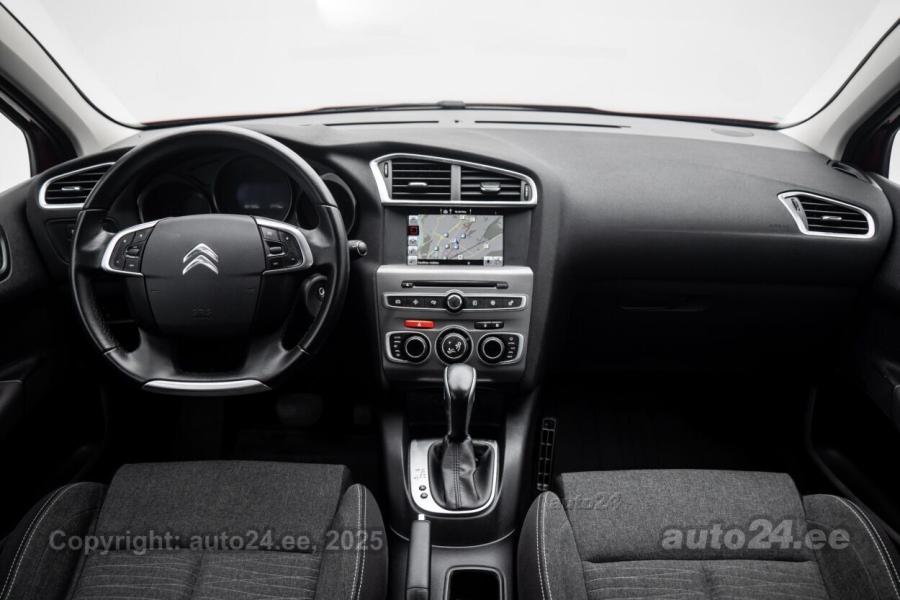 Citroen C4 2016 in Tallinn, with an engine capacity of 1.20 L and mileage of 155 thousand km for 6899 €, photo 12 on AUTOMOTO.COM.LV