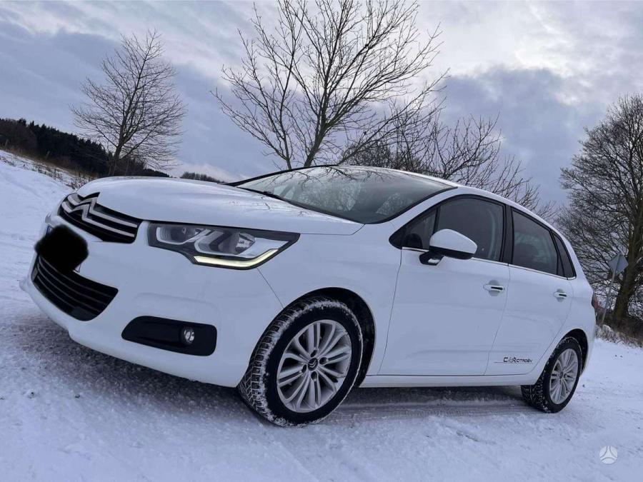 Citroen C4 2016 in Siauliai, with an engine capacity of 1.60 L and mileage of 213 thousand km for 4600 €, photo 1 on AUTOMOTO.COM.LV