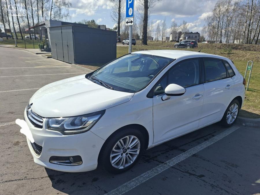 Citroen C4 2016 Viļņa, ar dzinēja tilpumu 1.60 L un nobraukumu 267 tūkst. km par 3700 €, foto 12 vietnē AUTOMOTO.COM.LV