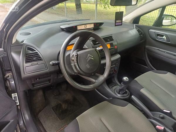 Citroen C4 2007 Kauņa, ar dzinēja tilpumu 1.60 L un nobraukumu 245 tūkst. km par 1600 €, foto 8 vietnē AUTOMOTO.COM.LV