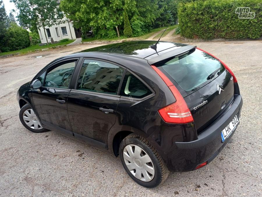 Citroen C4 2007 Kauņa, ar dzinēja tilpumu 1.60 L un nobraukumu 245 tūkst. km par 1550 €, foto 1 vietnē AUTOMOTO.COM.LV