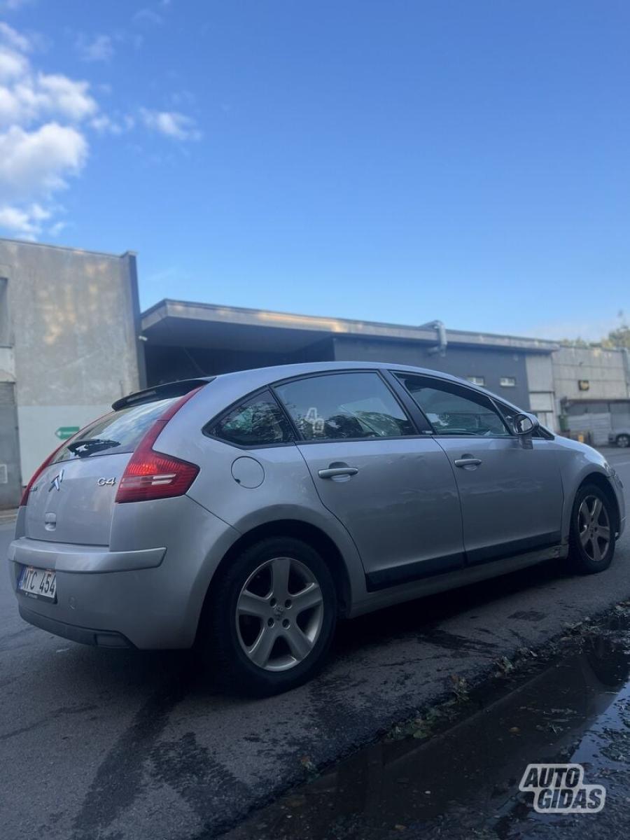 Citroen C4 2007 Kauņa, ar dzinēja tilpumu 1.60 L un nobraukumu 219 tūkst. km par 950 €, foto 5 vietnē AUTOMOTO.COM.LV
