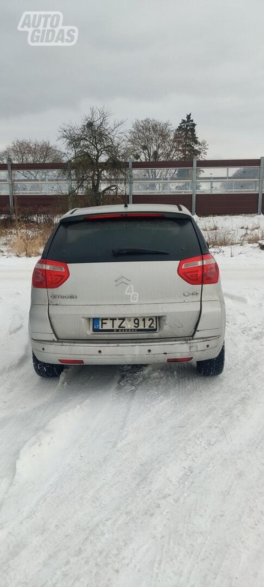 Citroen C4 2008 Kauņa, ar dzinēja tilpumu 2.00 L un nobraukumu 220 tūkst. km par 1000 €, foto 4 vietnē AUTOMOTO.COM.LV
