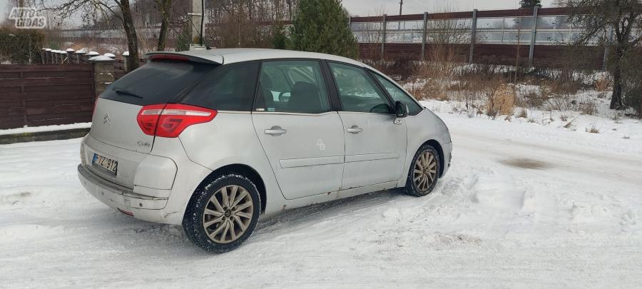 Citroen C4 2008 Kauņa, ar dzinēja tilpumu 2.00 L un nobraukumu 220 tūkst. km par 1000 €, foto 5 vietnē AUTOMOTO.COM.LV