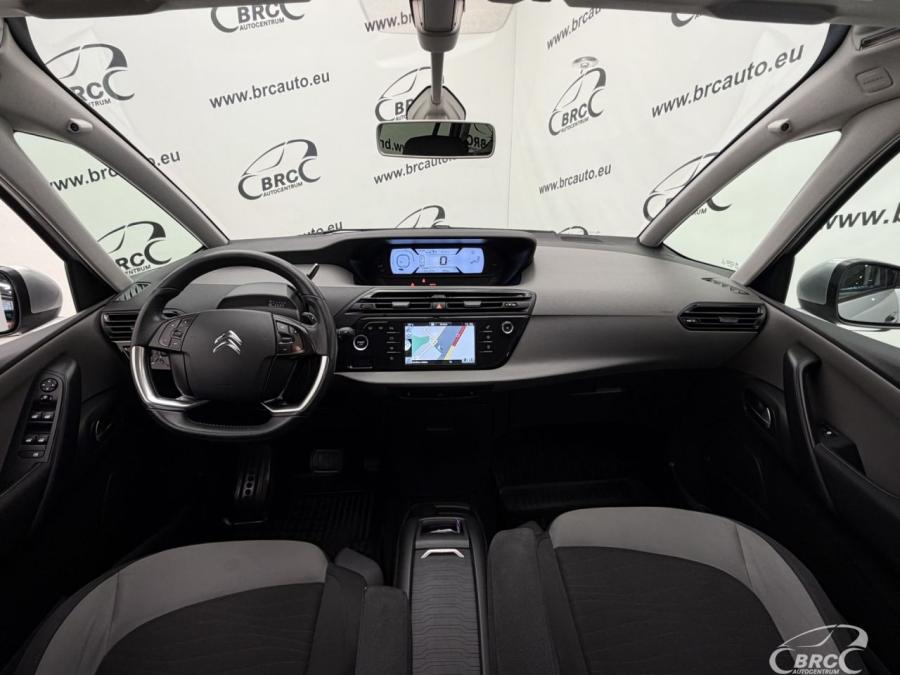 Citroen C4 2014 in Vilnius, with an engine capacity of 2.00 L and mileage of 195 thousand km for 5500 €, photo 4 on AUTOMOTO.COM.LV