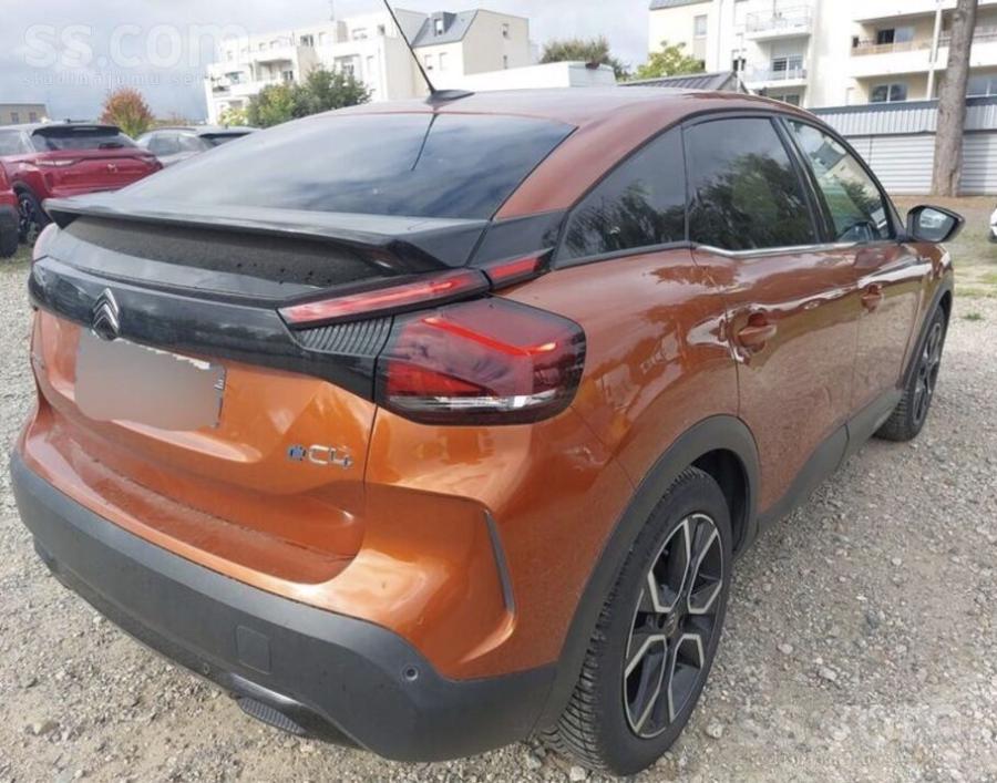 Orange Citroen C4 2021 in Riga, with an engine capacity of 1.20 L and mileage of 0 thousand km for 17450 €, photo 5 on AUTOMOTO.COM.LV