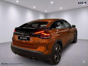 Orange Citroen C4 2022 in Vilnius, with an engine capacity of 1.20 L and mileage of 41 thousand km for 16900 €, photo 3 on AUTOMOTO.COM.LV