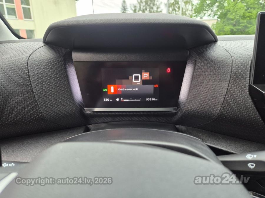 Oranžs Citroen C4 2021 Tallina, ar dzinēja tilpumu 1.20 L un nobraukumu 96 tūkst. km par 13900 €, foto 6 vietnē AUTOMOTO.COM.LV
