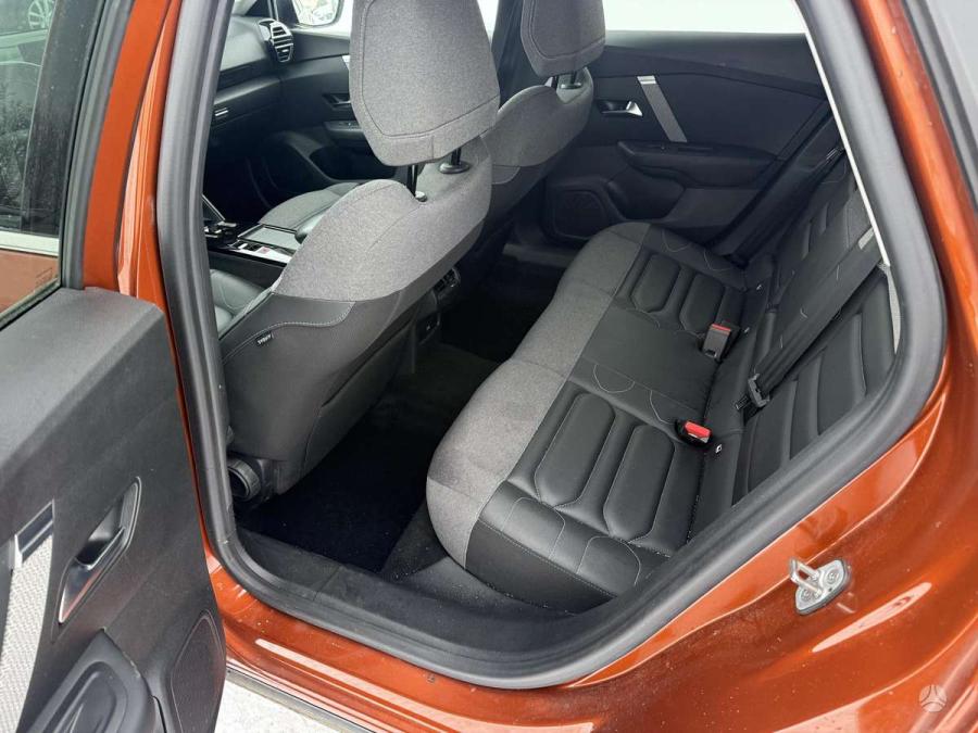 Oranžs Citroen C4 2022 Marijampole, ar dzinēja tilpumu 1.50 L un nobraukumu 155 tūkst. km par 14157 €, foto 19 vietnē AUTOMOTO.COM.LV