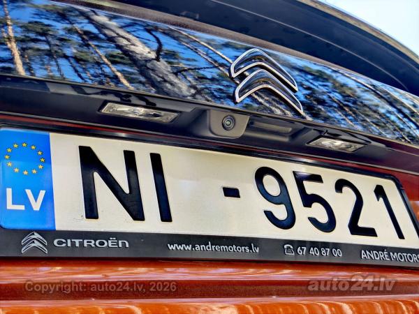 Orange Citroen C4 2022 in Riga, with an engine capacity of 1.50 L and mileage of 50 thousand km for 15950 €, photo 8 on AUTOMOTO.COM.LV