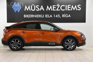 Orange Citroen C4 2022 in Riga, with an engine capacity of 0.00 L and mileage of 11 thousand km for 21990 €, photo 5 on AUTOMOTO.COM.LV