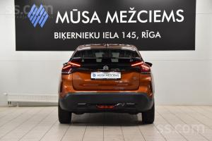 Orange Citroen C4 2022 in Riga, with an engine capacity of 0.00 L and mileage of 11 thousand km for 21990 €, photo 8 on AUTOMOTO.COM.LV