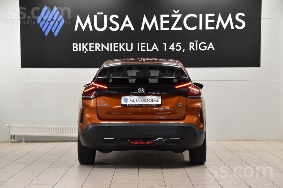 Orange Citroen C4 2022 in Riga, with an engine capacity of 0.00 L and mileage of 11 thousand km for 21990 €, photo 8 on AUTOMOTO.COM.LV