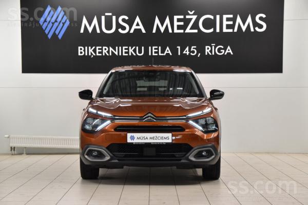 Ситроен С4 2022 в Рига на AUTOMOTO.COM.LV Оранжевый Ситроен С4 2022 в Рига, объемом двигателя 0.00 л и пробегом 11 тыс. км за 21990 €, фото 3 на AUTOMOTO.COM.LV