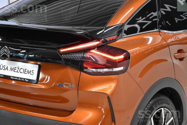 Ситроен С4 2022 в Рига на AUTOMOTO.COM.LV Оранжевый Ситроен С4 2022 в Рига, объемом двигателя 0.00 л и пробегом 11 тыс. км за 21990 €, фото 10 на AUTOMOTO.COM.LV