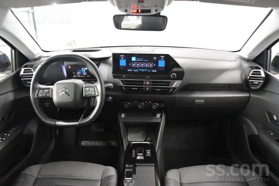 Orange Citroen C4 2023 in Riga, with an engine capacity of 1.20 L and mileage of 54 thousand km for 16990 €, photo 14 on AUTOMOTO.COM.LV