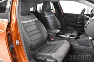 Orange Citroen C4 2023 in Riga, with an engine capacity of 1.20 L and mileage of 54 thousand km for 16990 €, photo 16 on AUTOMOTO.COM.LV