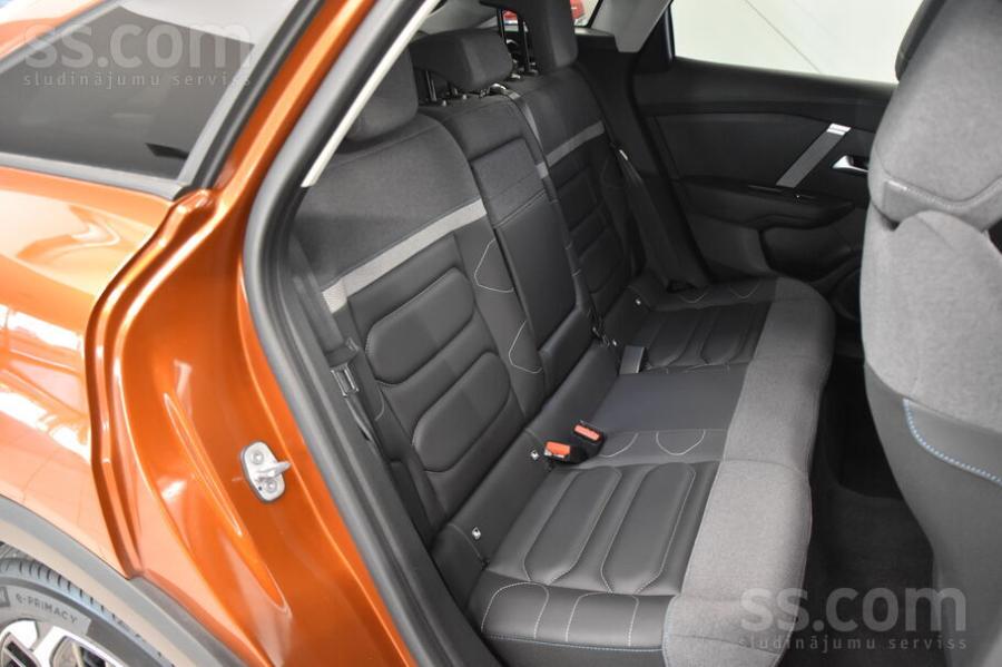 Orange Citroen C4 2023 in Riga, with an engine capacity of 1.20 L and mileage of 54 thousand km for 16990 €, photo 17 on AUTOMOTO.COM.LV