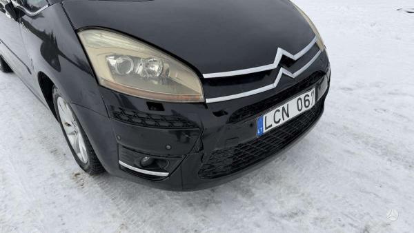 Melns Citroen c4-picasso 2007 Kaišiadorys, ar dzinēja tilpumu 2.00 L un nobraukumu 211 tūkst. km par 650 €, foto 9 vietnē AUTOMOTO.COM.LV