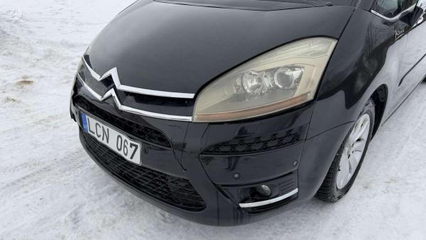 Melns Citroen c4-picasso 2007 Kaišiadorys, ar dzinēja tilpumu 2.00 L un nobraukumu 211 tūkst. km par 650 €, foto 10 vietnē AUTOMOTO.COM.LV