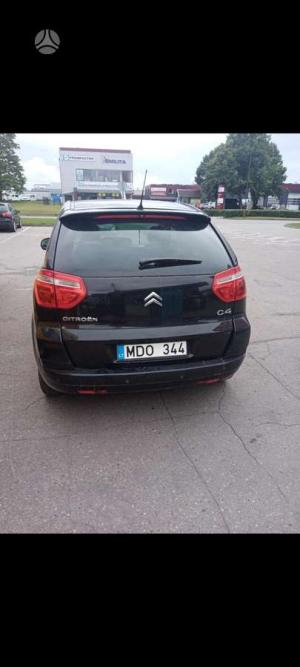 Melns Citroen c4-picasso 2007 Šauļi, ar dzinēja tilpumu 1.60 L un nobraukumu 222 tūkst. km par 500 €, foto 4 vietnē AUTOMOTO.COM.LV